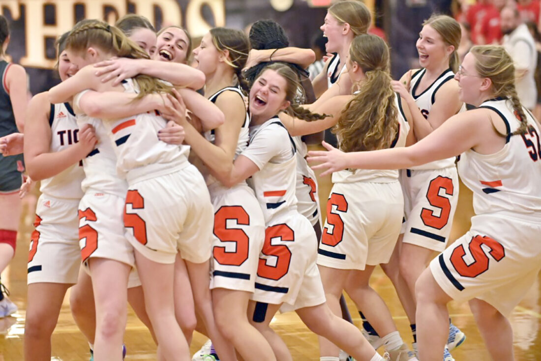 Tigers roar to Final Four | News, Sports, Jobs - Tribune Chronicle